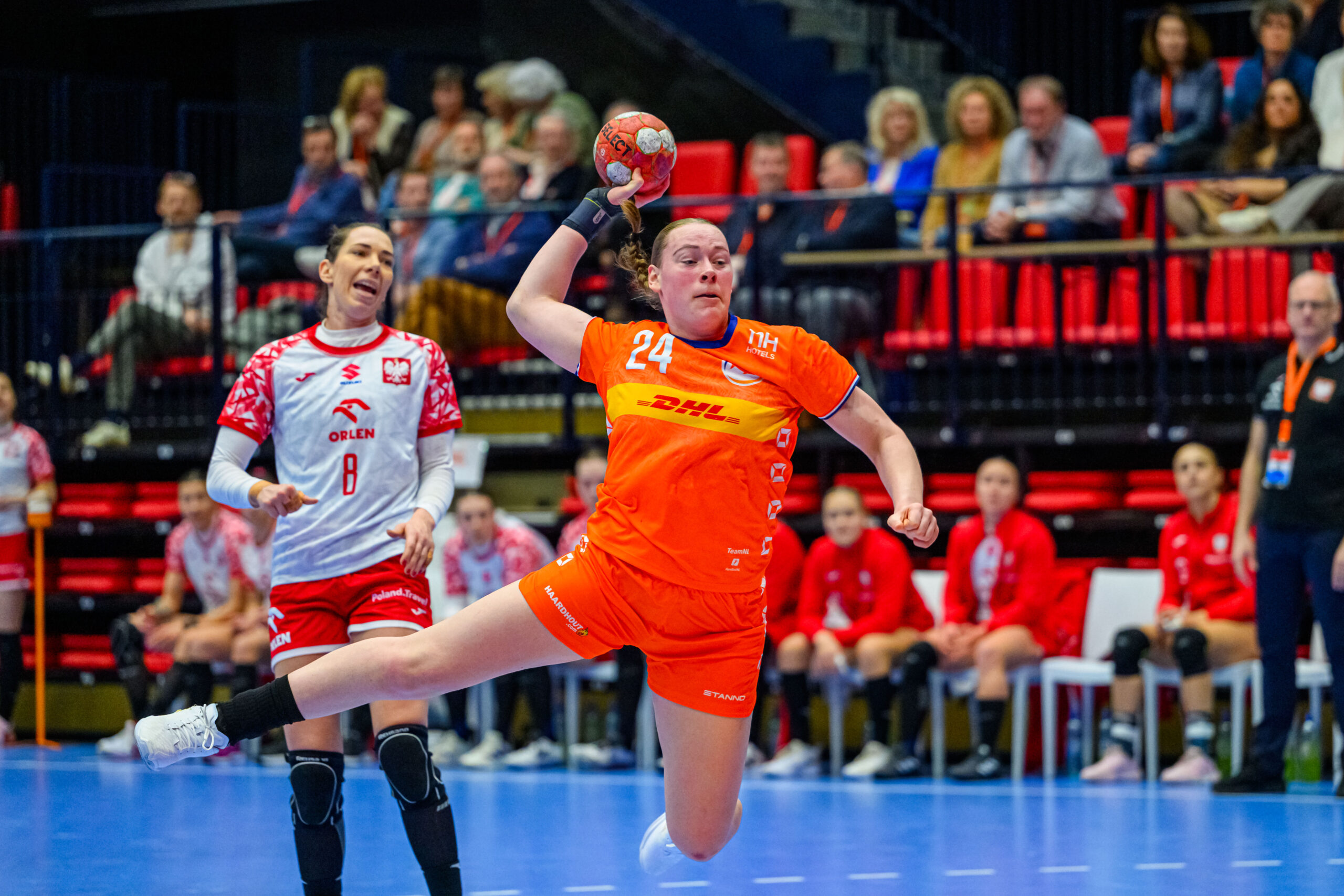 Verjongd Nederland wint eerste Golden League duel van Polen - Handbal.nl