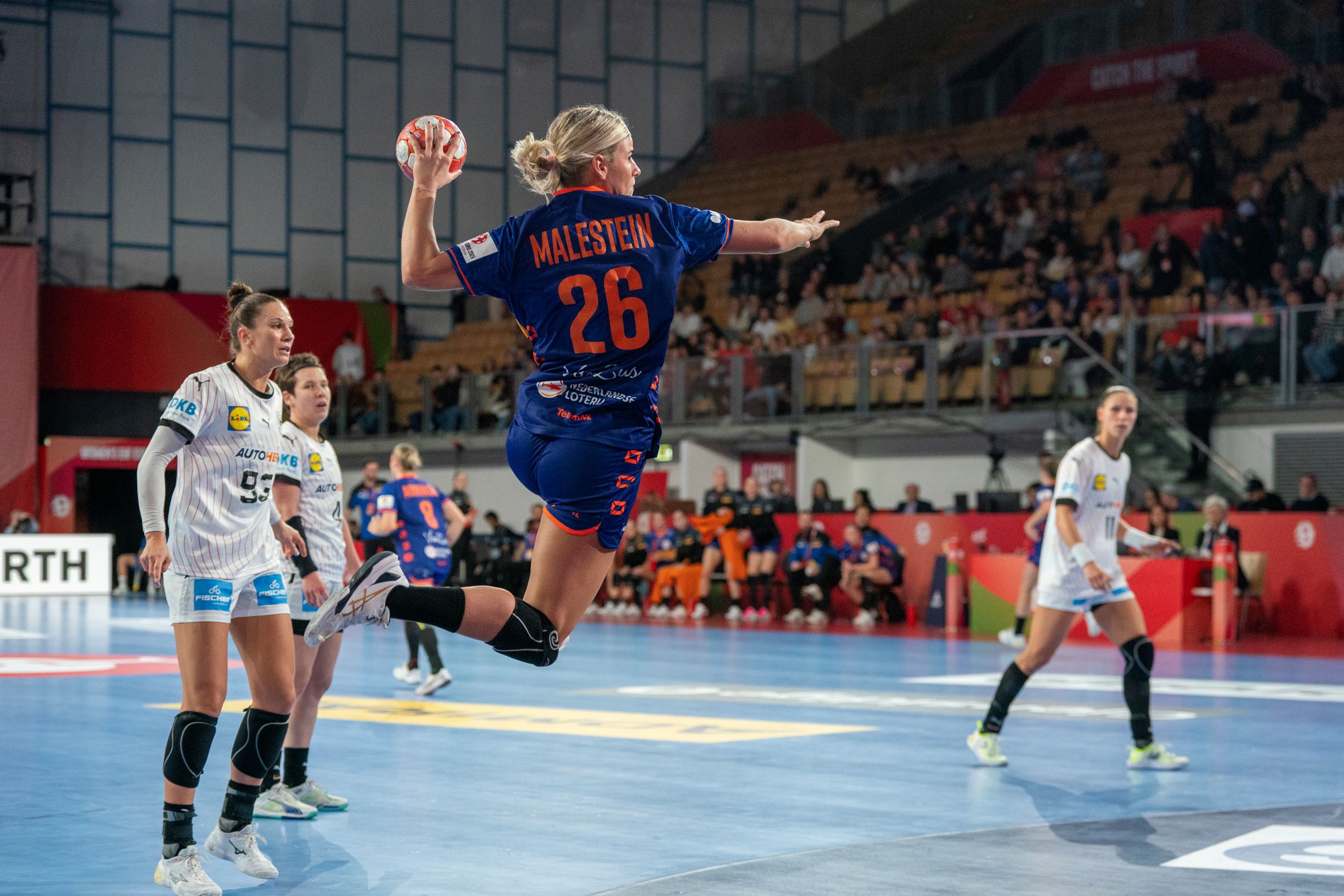 Henrik Signell maakt selectie bekend voor oefenwedstrijden tegen Duitsland - Handbal.nl